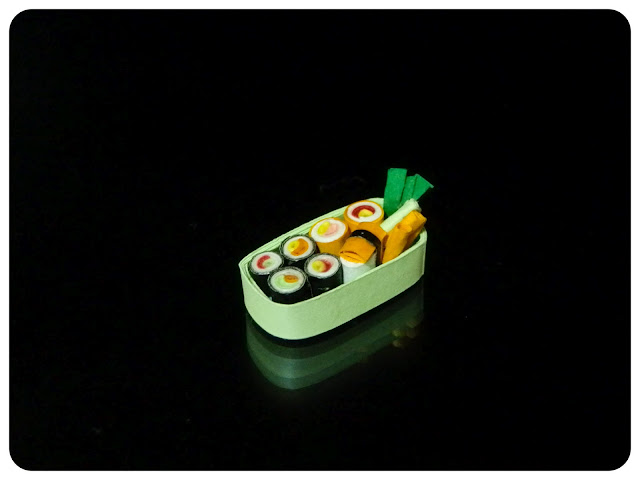 Paper Charm Creations: Miniature Sushi Box