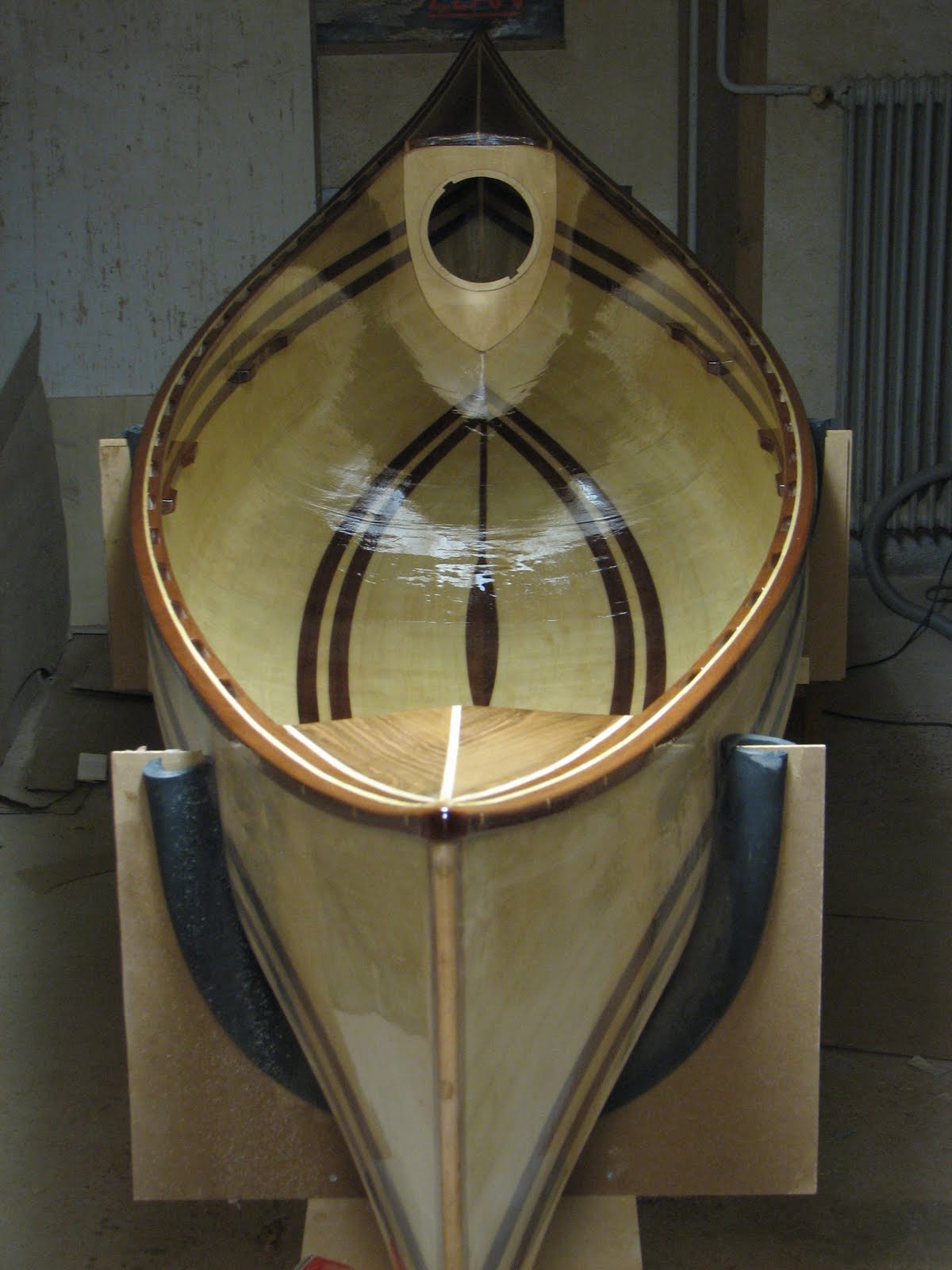 Aljo's canoe building blog: Installing the decks