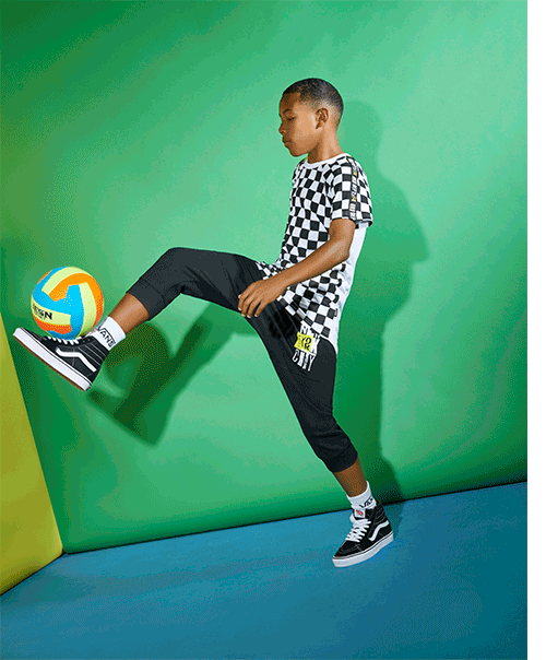 HOW BOYS CAN GET IN ON THE NEON TREND | Edgars Mag