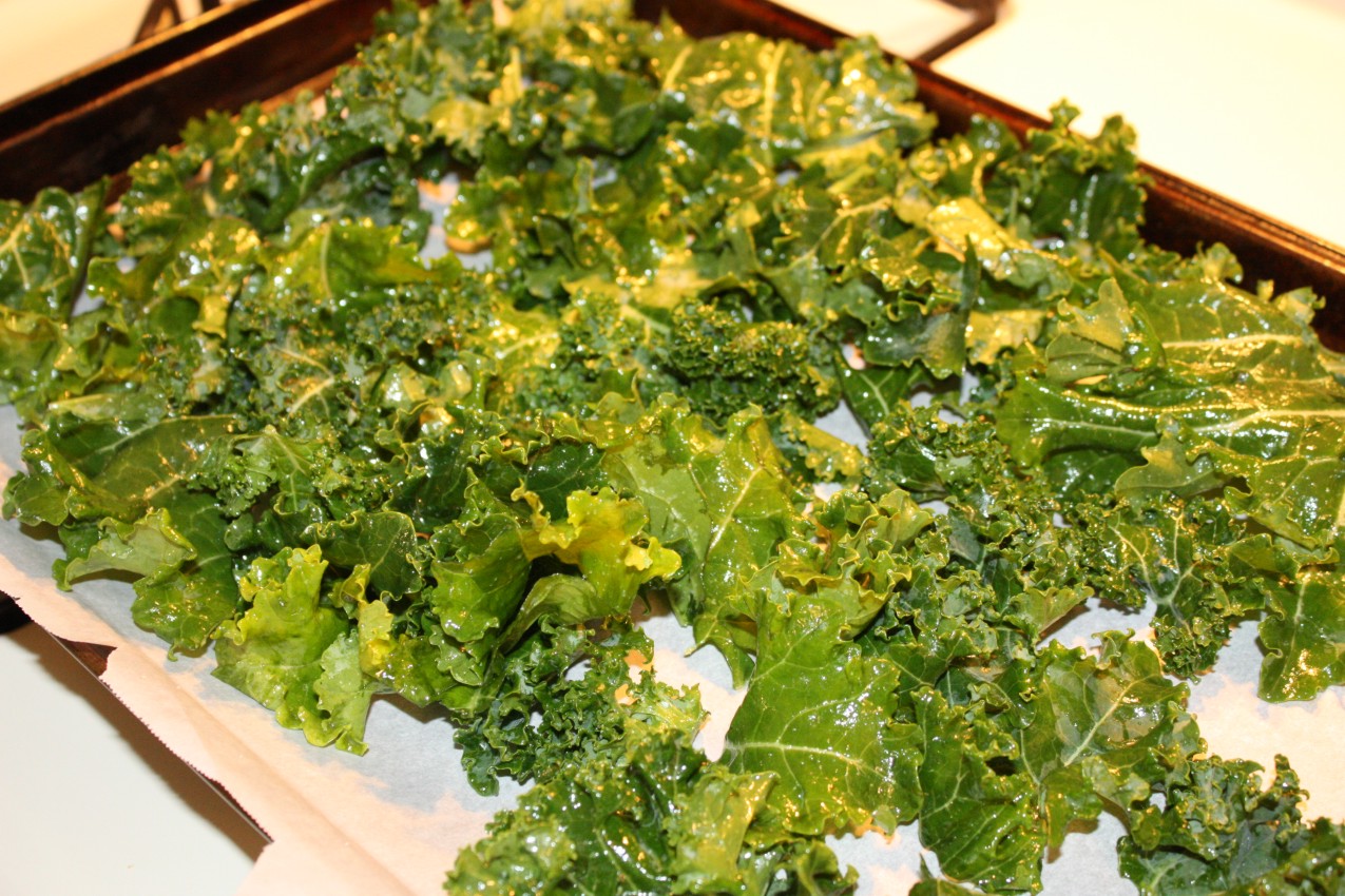 Pass The Peas Please Baked Kale Chips pass-the-peas-please-baked-kale-chips