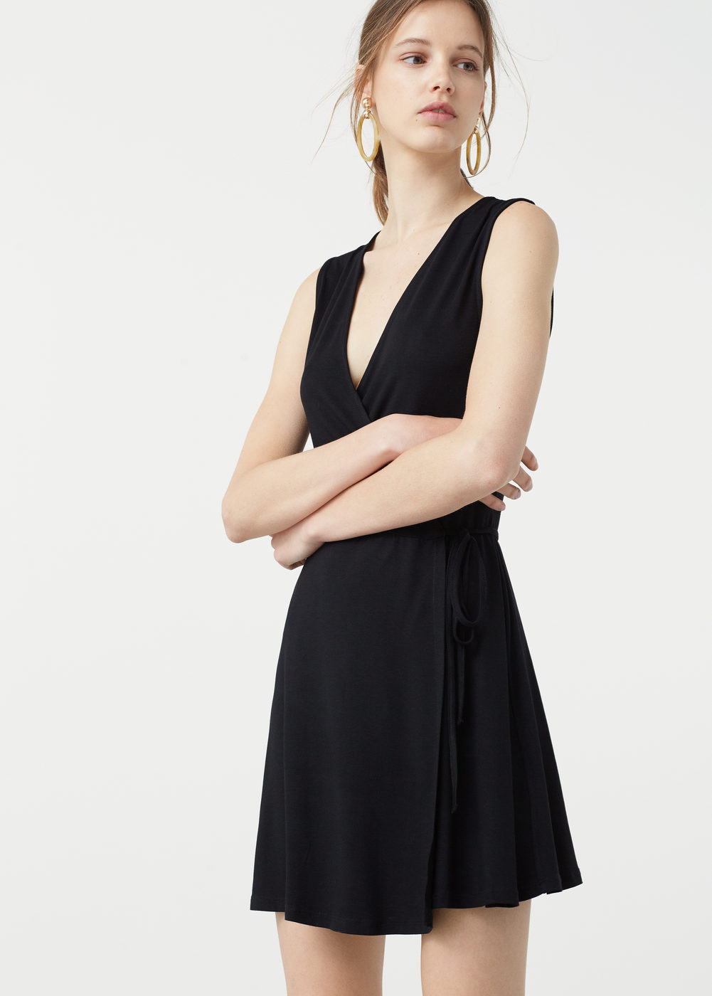 20 vestidos negros cortos ¡para renovar tu little black dress!