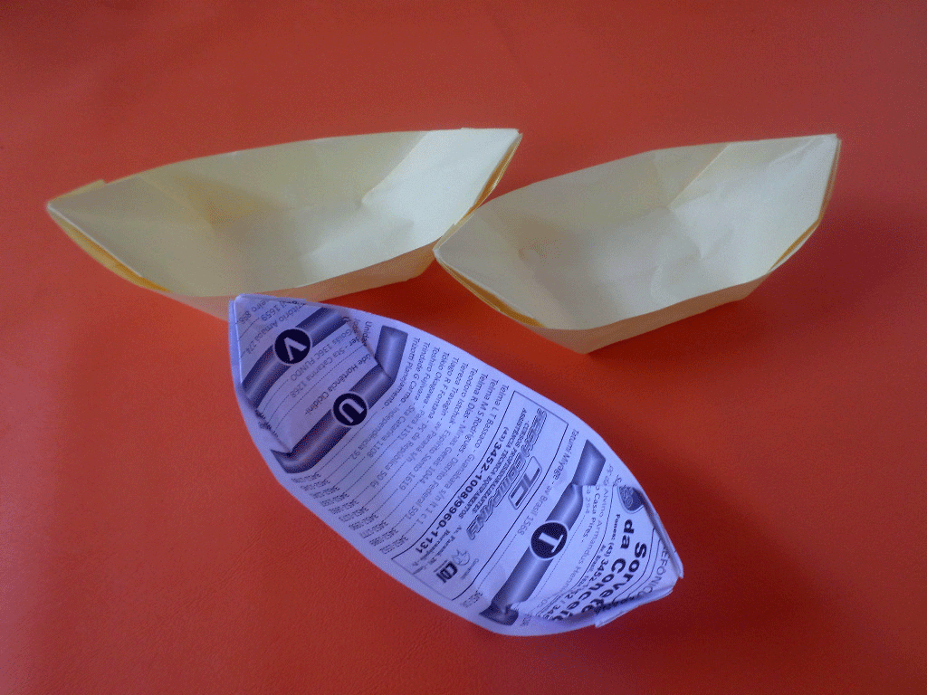 Montanha Azul: Canoa de Origami