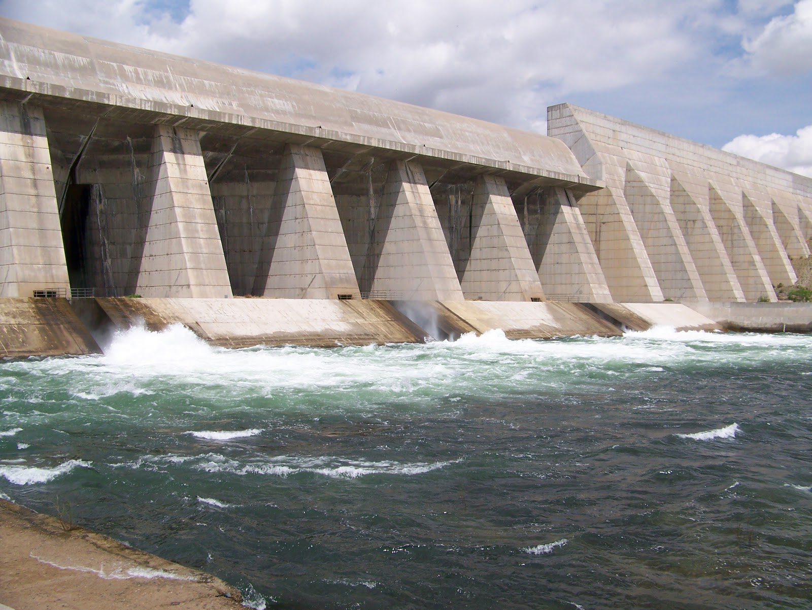 To Behold the Beauty: 2/1/11 - 3/1/11