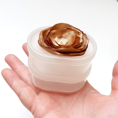 Mich L. in L.A.: Delicious Little Gift Boxes