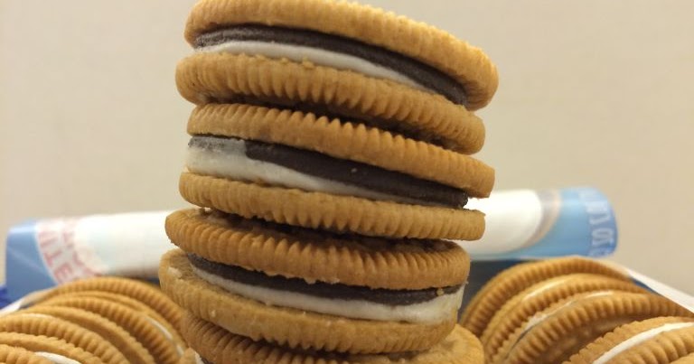 Dying for Chocolate: Oreo S'mores aka S'moreos