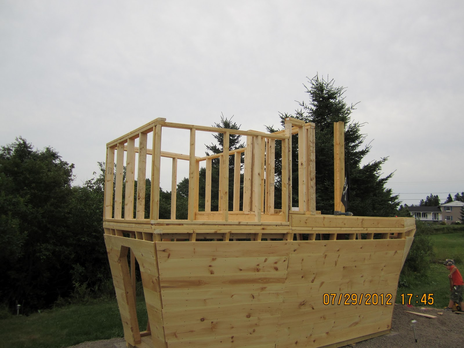 Backyard Kidz: Backyard Pirate Ship - days 8 + 9