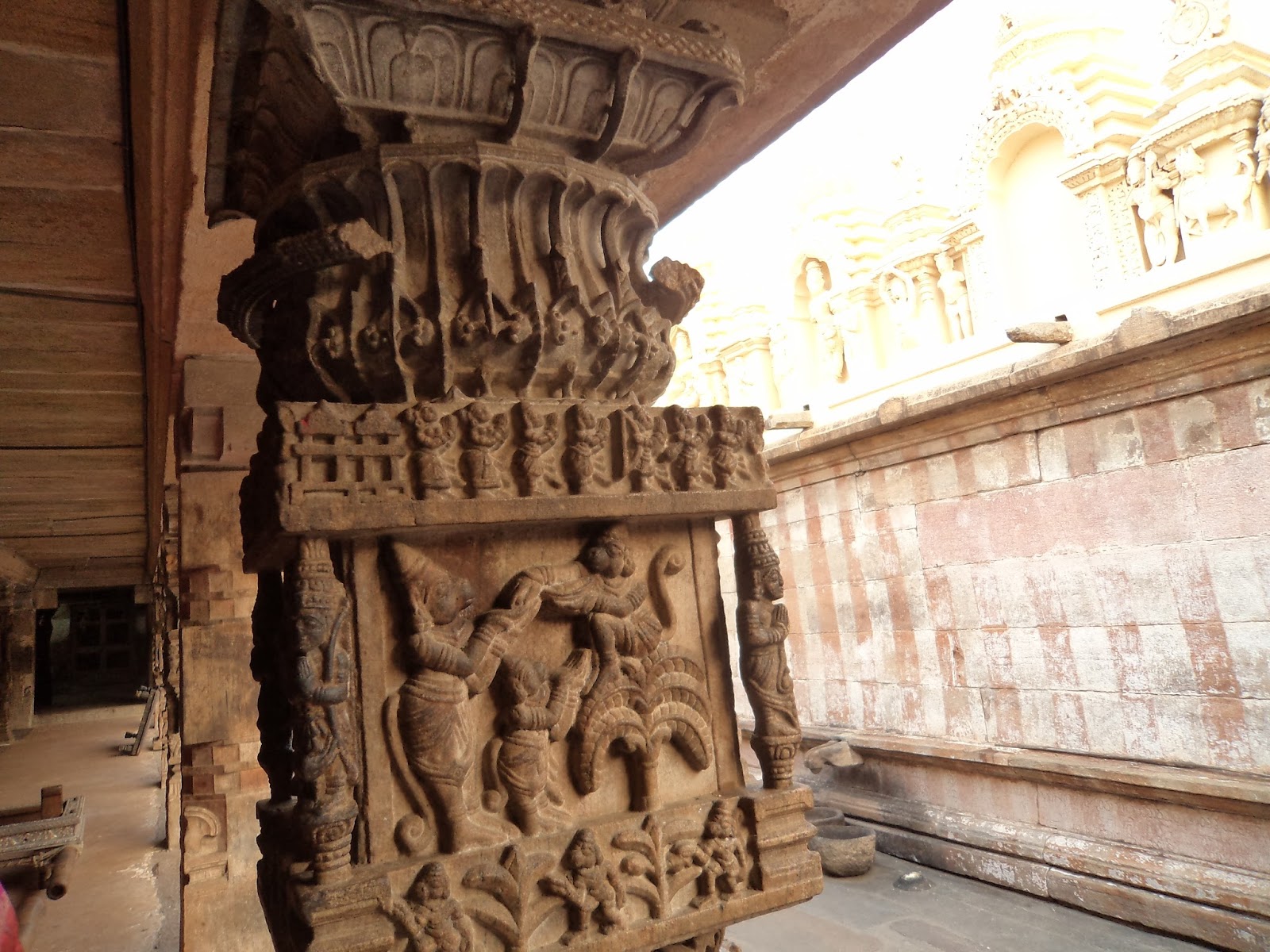 Sujataism: Photos of Chelluva Narayanswamy temple at Melkottai-- Karnataka