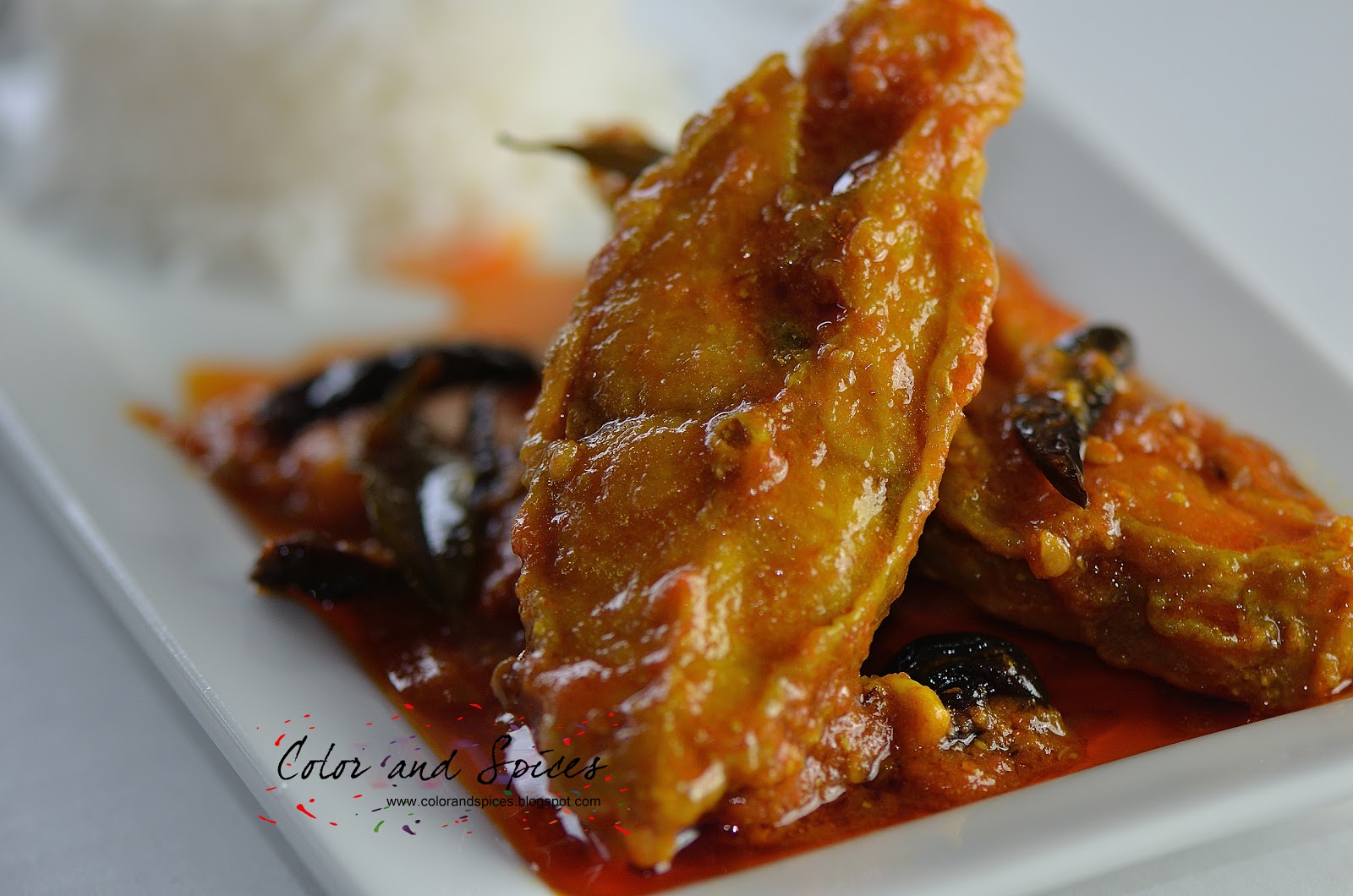 Color and Spices: Meen-a-curry...Fish with curry leaves