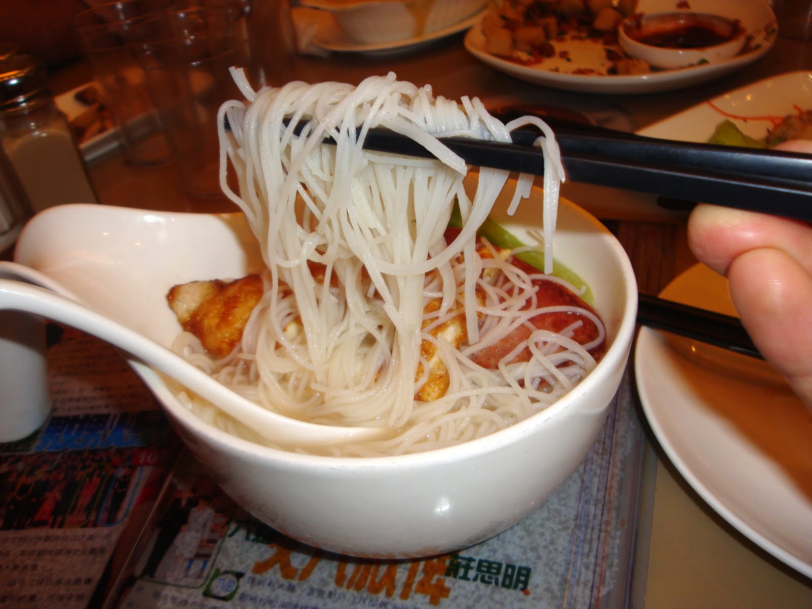 Ramen and Friends: Cha Chan Tang 04-26-2011