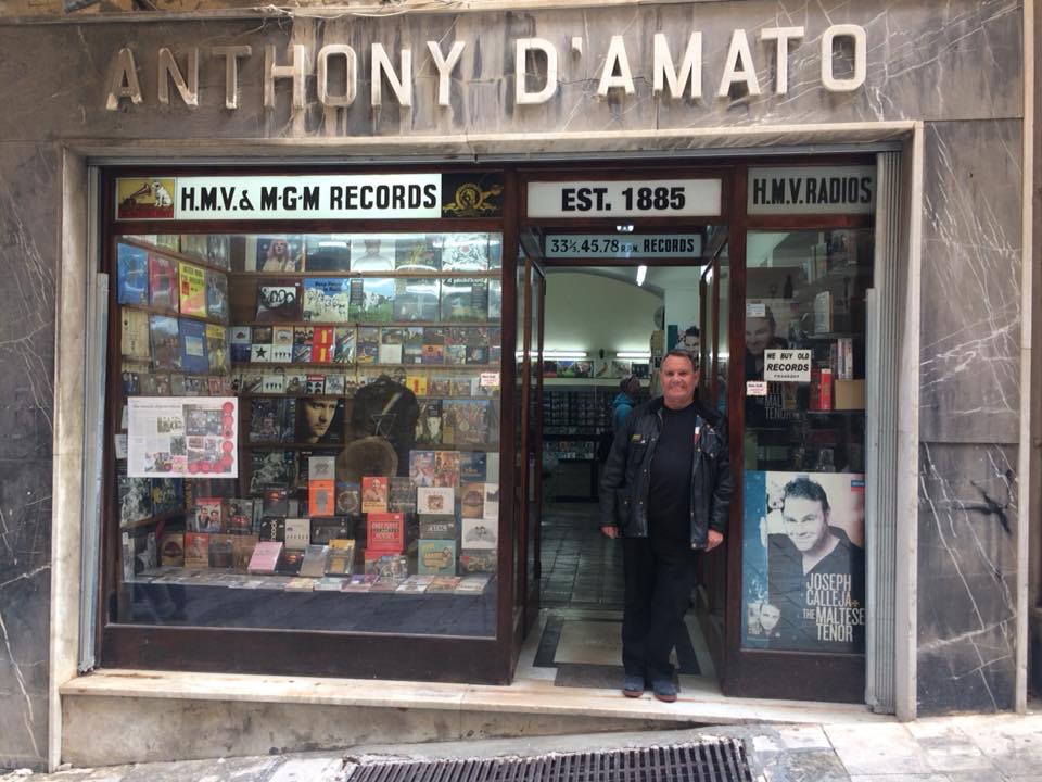 THE OLDEST RECORD SHOP – M & S | Ultimate High-Fidelity