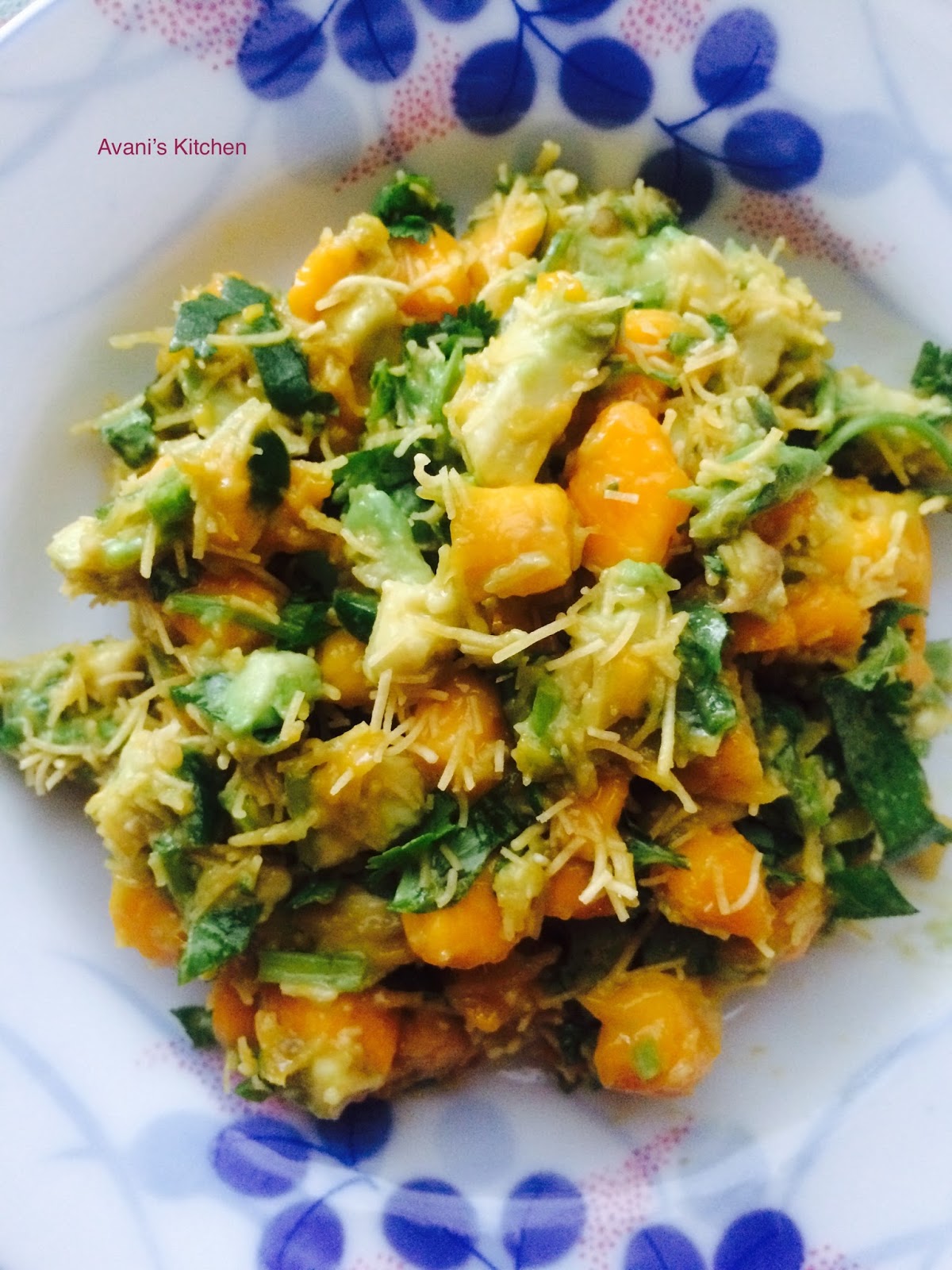 Avani's Kitchen: Mango-Avocado Chat
