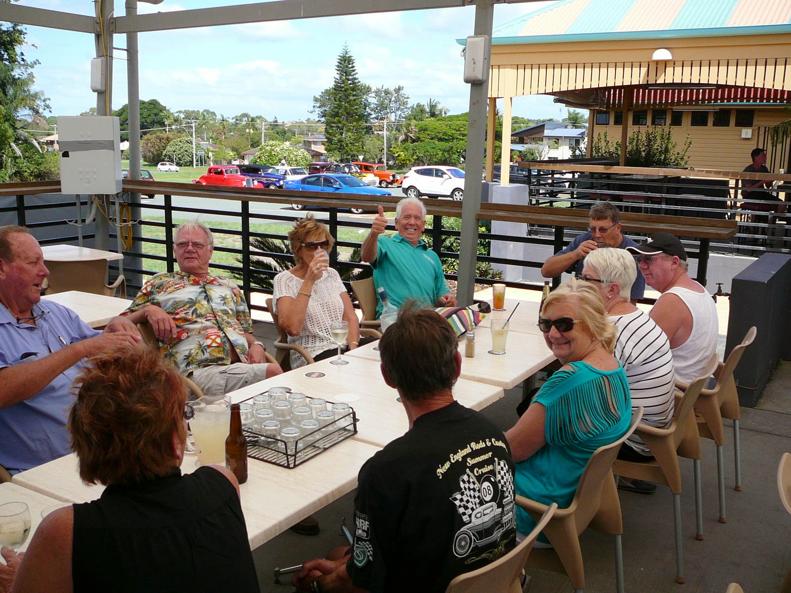 downunderdeuce: Redland Bay Pub lunch run today..