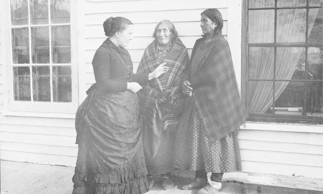 Alice Cunningham Fletcher and Francis La Flesche in the Transcription ...