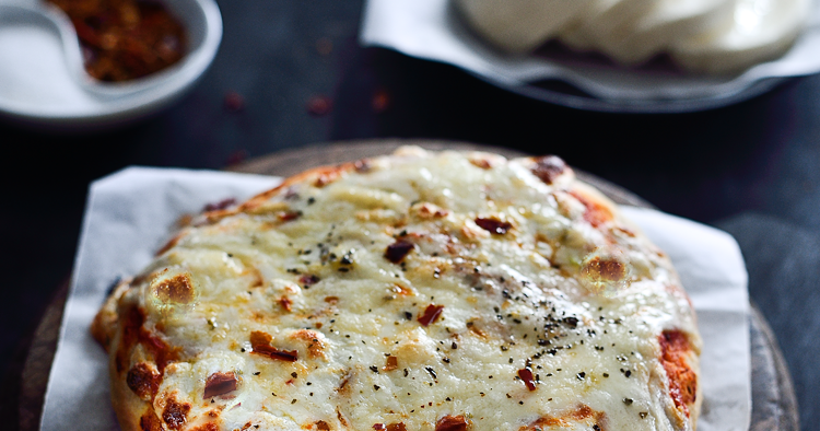 Turmeric n spice: Homemade pizza crust