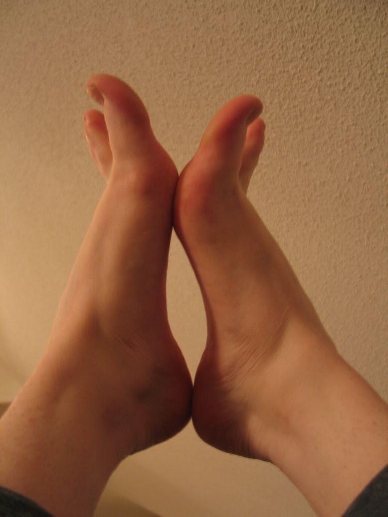 Cute girl shows feet - The MousePad