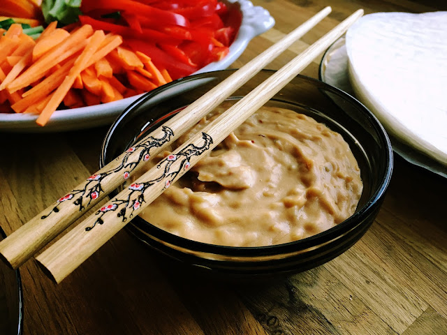 BLOGI! Kevadrullid ja lihtne Satay kaste