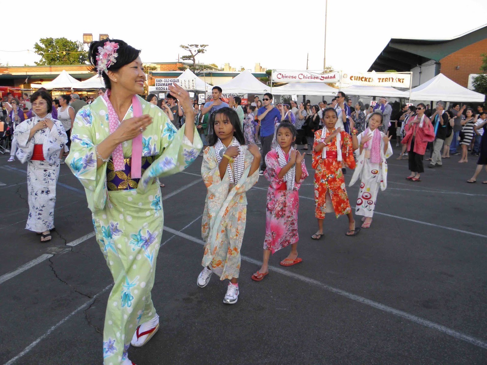 dance steps: JAPANESE BON ODORI DANCE IN THE JAPANESE COMMUNITY (UPDATE 2023)