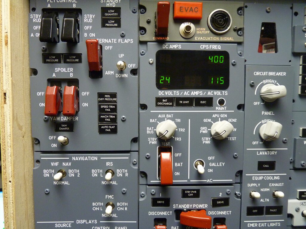 ElephantAir 737 Flight Simulator: Overhead - Electrical Panel