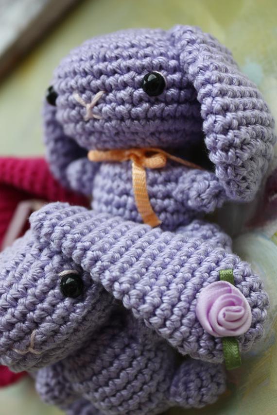 Happyamigurumi: Tiny amigurumi bunnies!