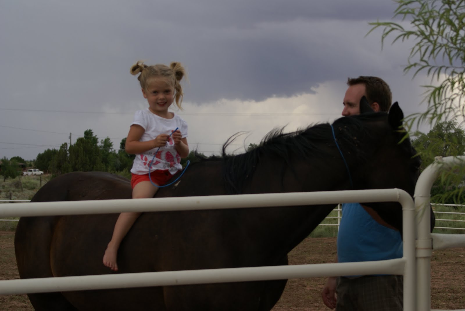 The Young Family: Horse Riding - Bareback style!