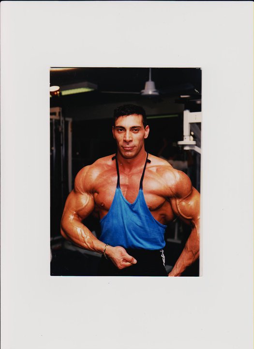 Italian bodybuilder Luigi Sarni