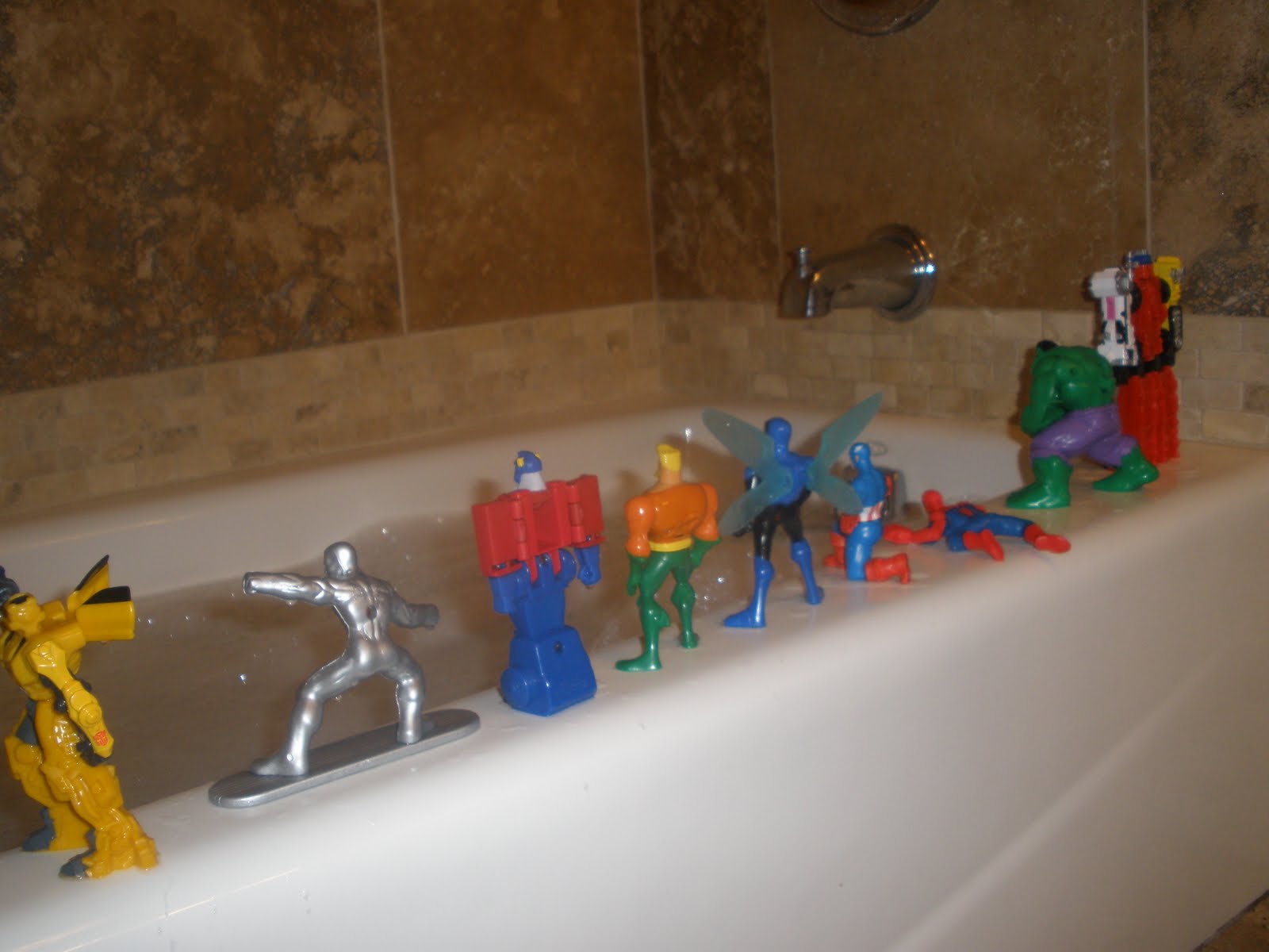Val the Crafty Gal: Super Heroes take a bath