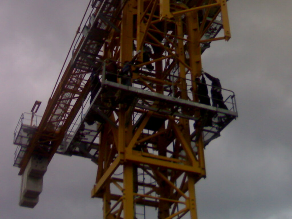 Successful Construction: Assemble and Increase the height of the Tower ...