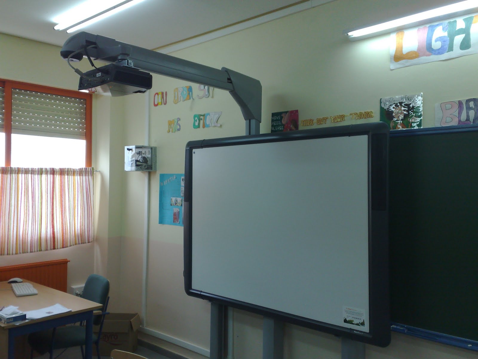 AMPA "ELVIRA Y ESTEFANIA": Nuestras pizarras digitales