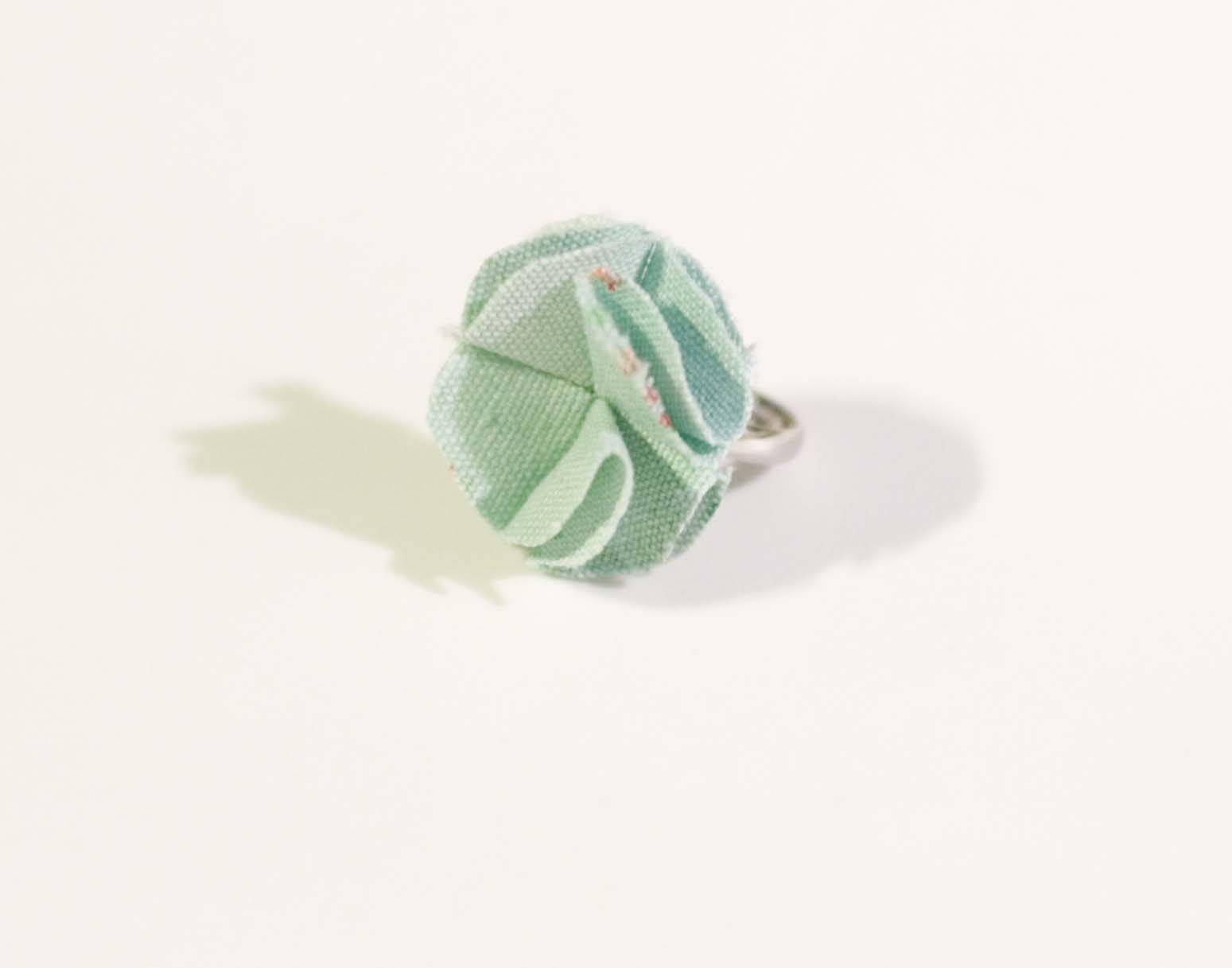 -: using just a teeny amount of your vintage fabric for a craft. fabric ...