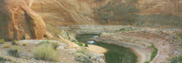 Durango Roadtripping: Lake Powell Houseboating from Bullfrog to Moki ...