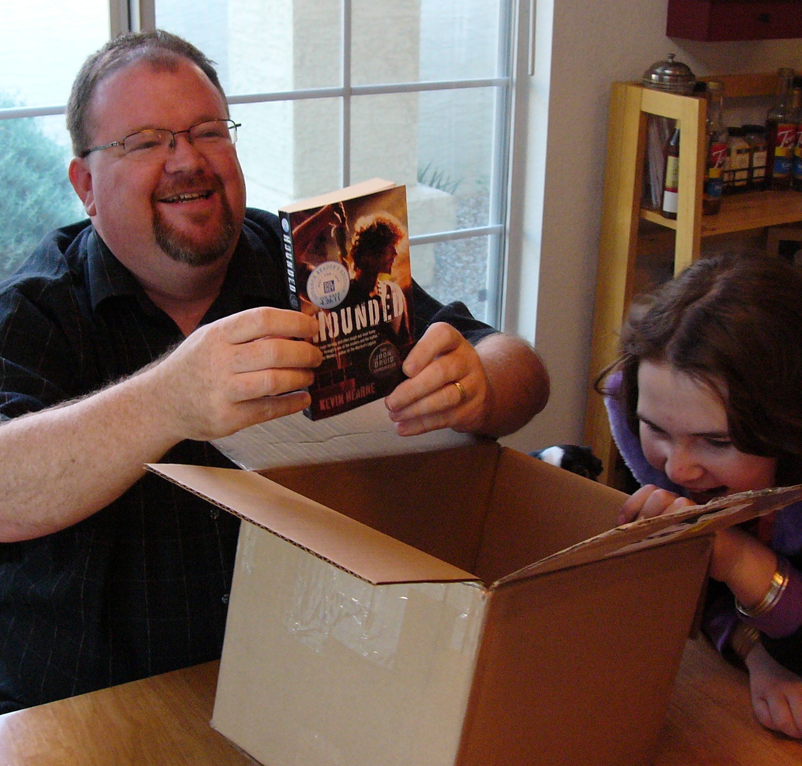 HOUNDED cover revealed! | Kevin Hearne