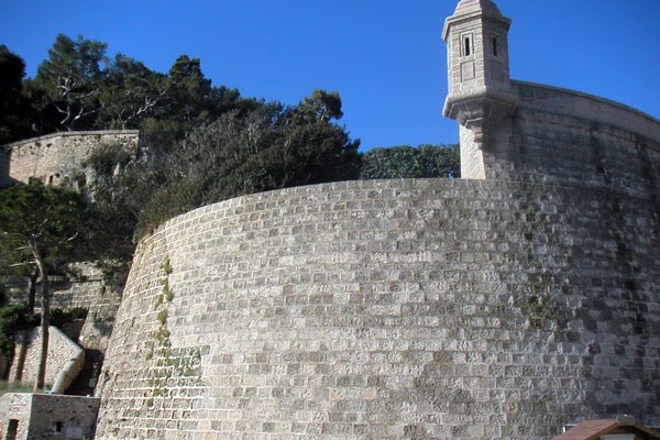 Mad for Monaco: Fort Antoine