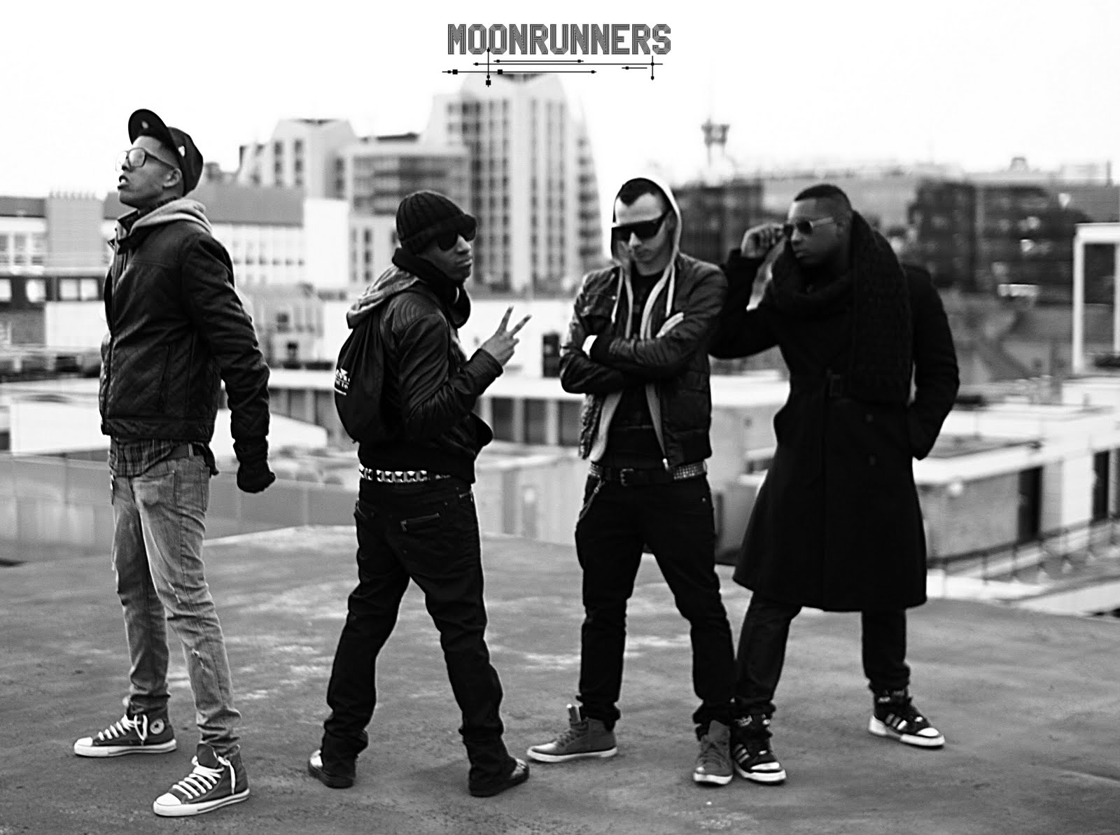 [M*R]'MOONRUNNERS' - THE GREATEST BLOG IN THE UNIVERSE!: [**UPDATE ...
