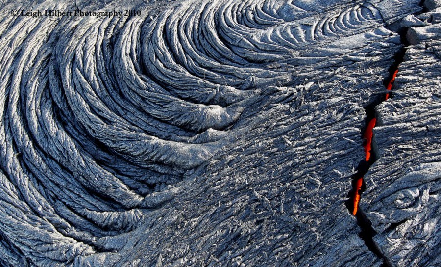 HAWAIIAN LAVA DAILY: Surface lava flow reaches coastal flats ~ Rivers ...