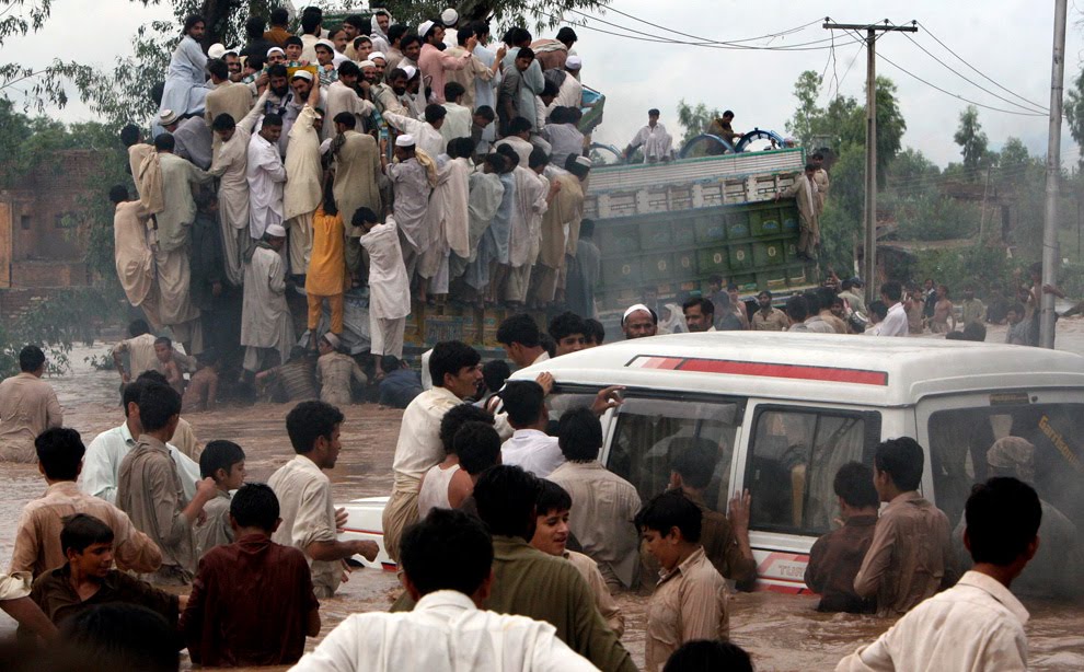 Flood Disaster Pakistan 2010: Disaster Images And Description