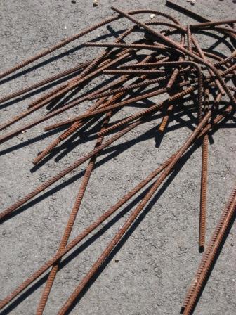 Rustnstuff: Rusted metal bower