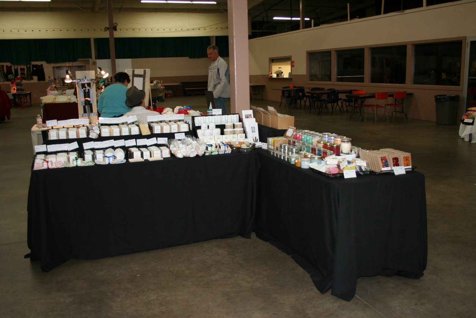 Millstream Cottage: First Craft Show of the Season.