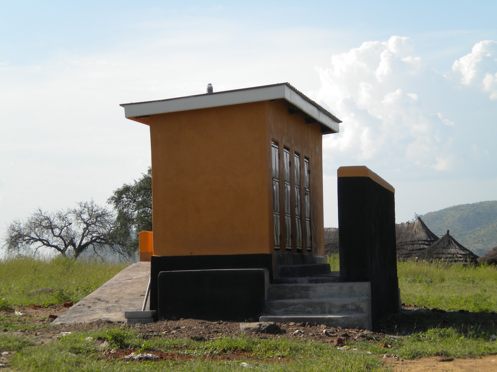 a l r e d e d o r e s: LETRINAS