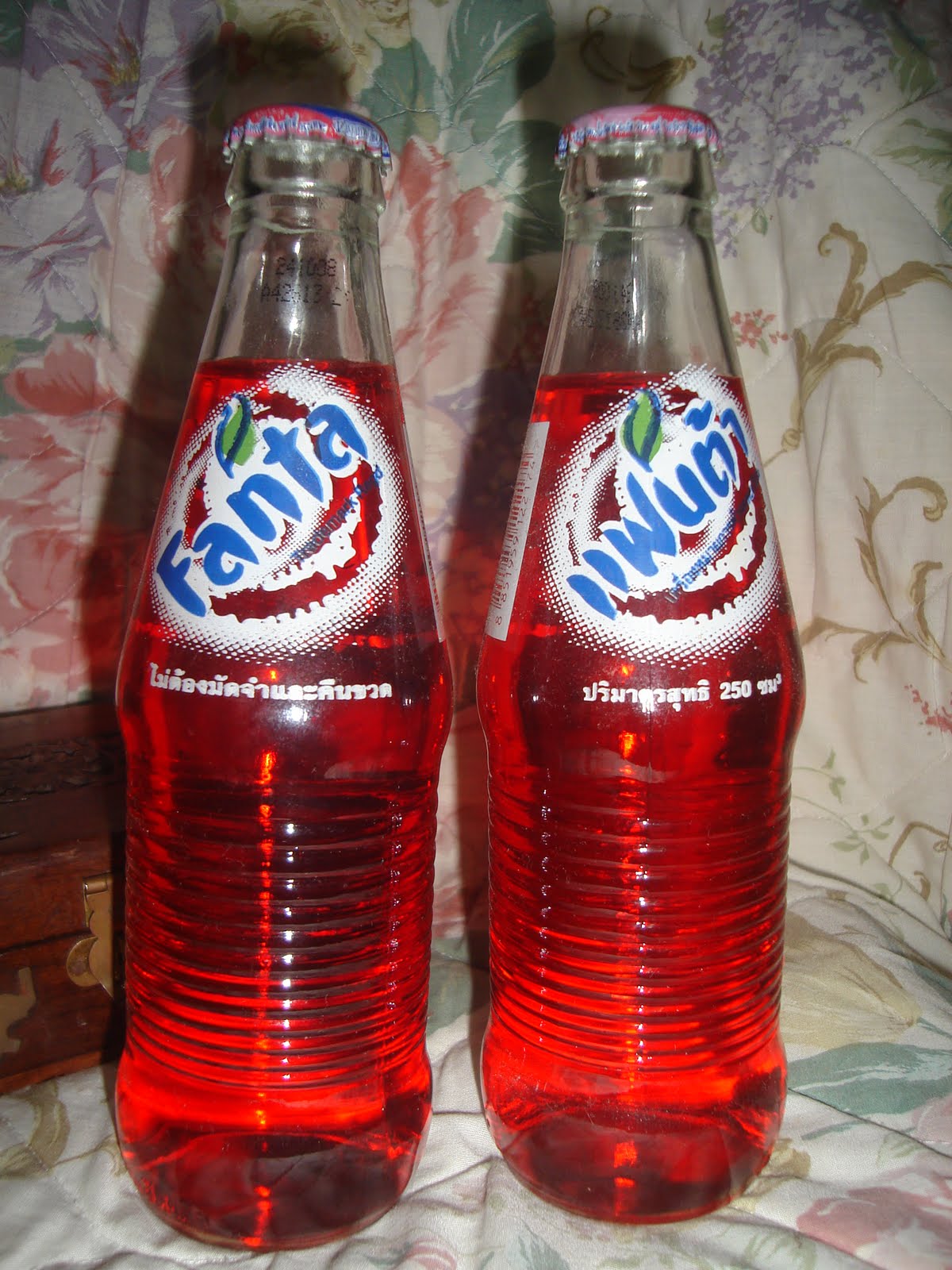 Lan Antique Collection: Koleksi botol lama