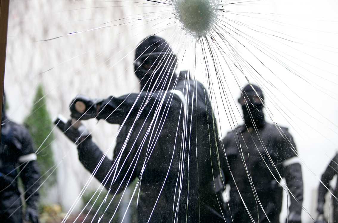 avisanesodden: Filmfest: En sekser til NOKAS (No.)