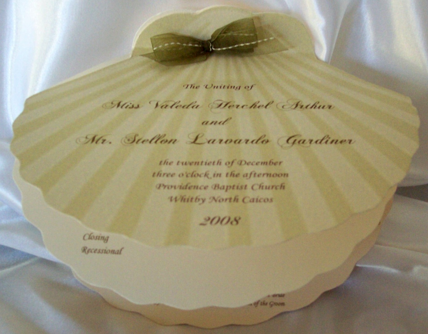 Designs by Ginny: Custom Cut Shell Shaped Wedding Program