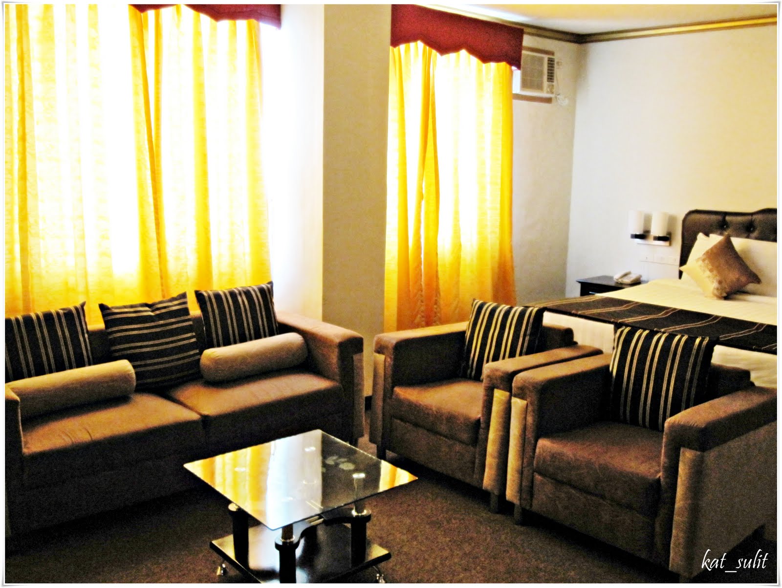 Kat's Musings: Photo Op: The Sulo Riviera Hotel in Lucena City, Quezon