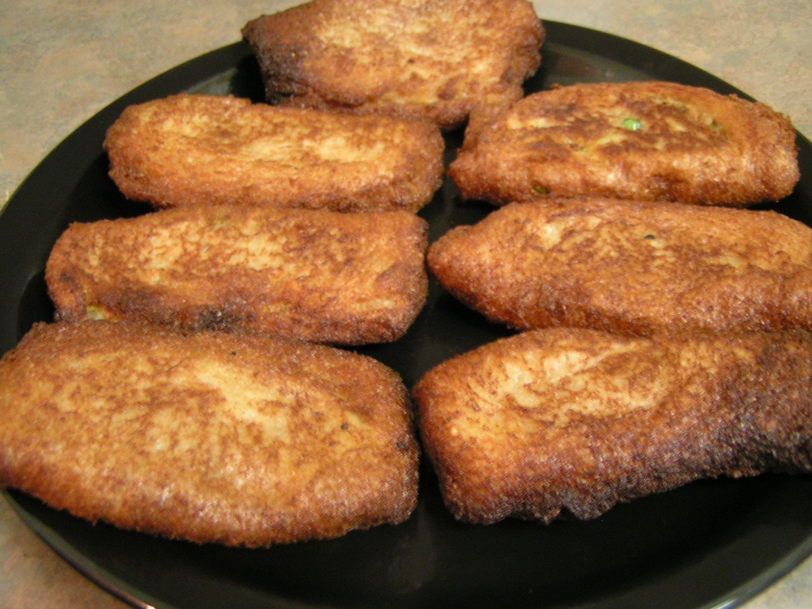 Relish: Spicy Bread Pakoras!!!