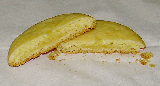 Japanese Snack Reviews: Lotte Ryoma Sakamoto Yuzu Cookies