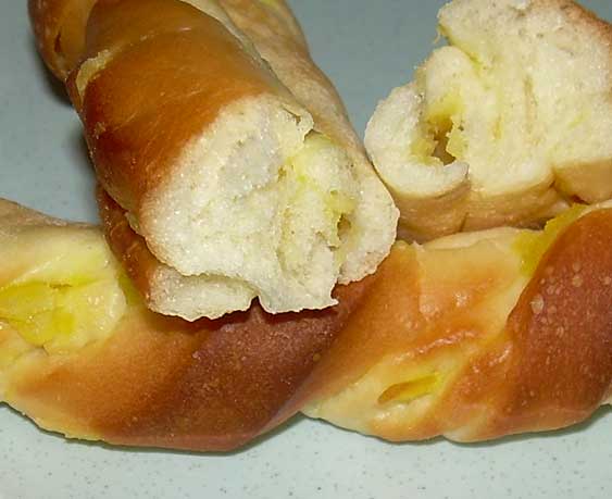 Japanese Snack Reviews: Pasco Sweet Potato "Stick"