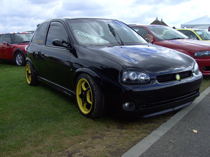UK Modding Scene: Fast-N-Modded Vauxhall Corsa B