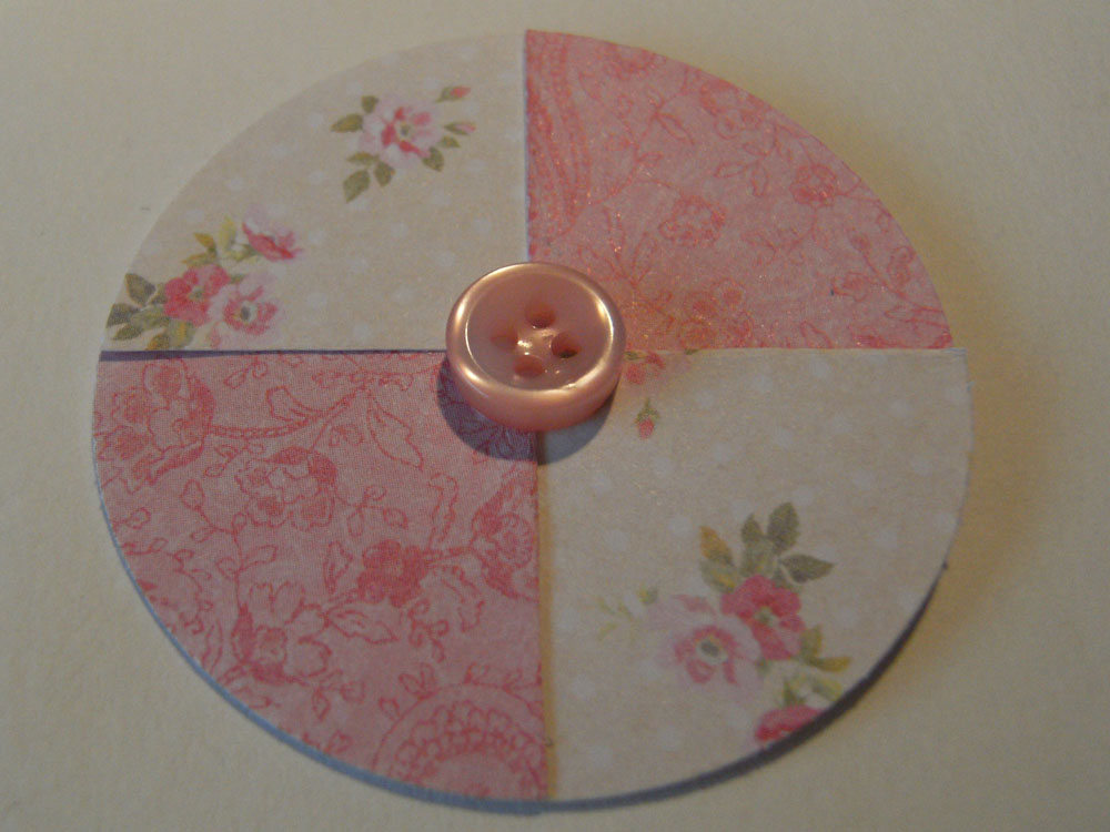 Lizzie Made: Paper Flower Tutorial - Three Flowers made from Circles