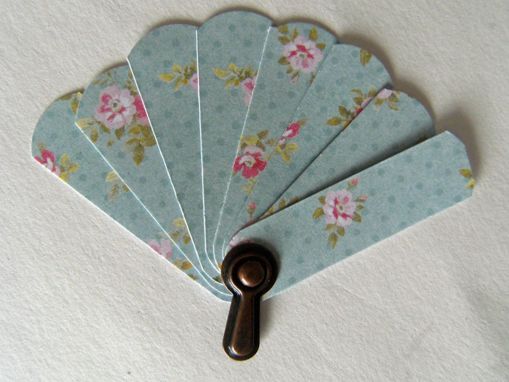 Lizzie Made: May 2010