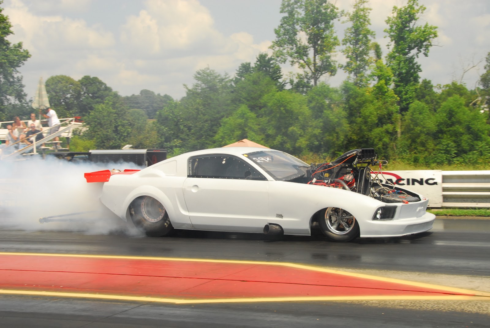 DRAG CITY NEWS: Quick 8 Mad Dawg Warriors On the Move for 2011