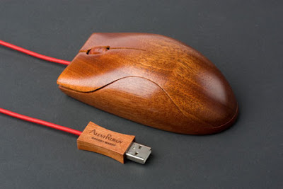 News of Technology: AlestRukov's - Wooden Computer Mouse has Debatable ...